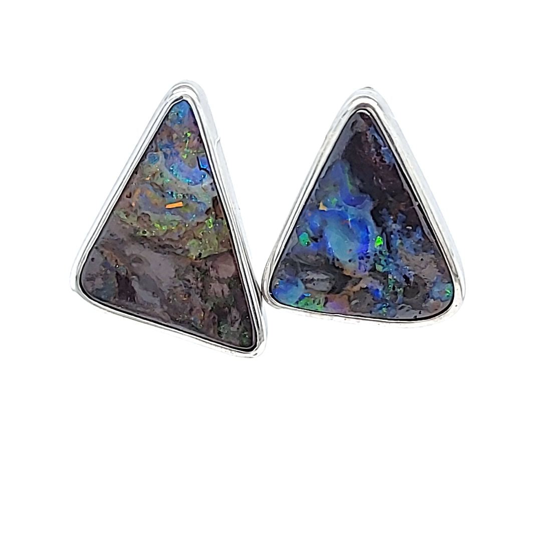 ANCIENT EARTH AND WATER – The Opal Miner